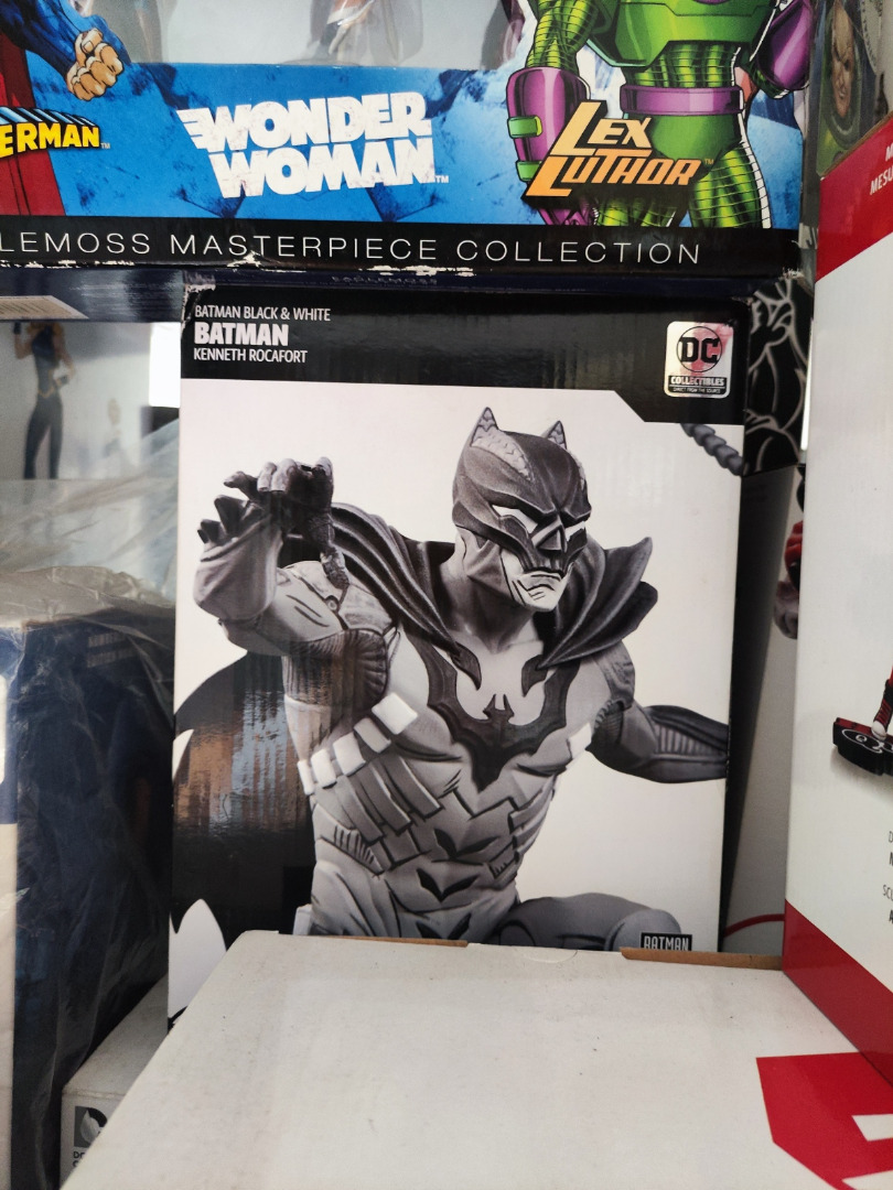 BATMAN BLACK & WHITE STATUE BY KENNETH ROCAFORT, Hobbies & Toys, Toys ...