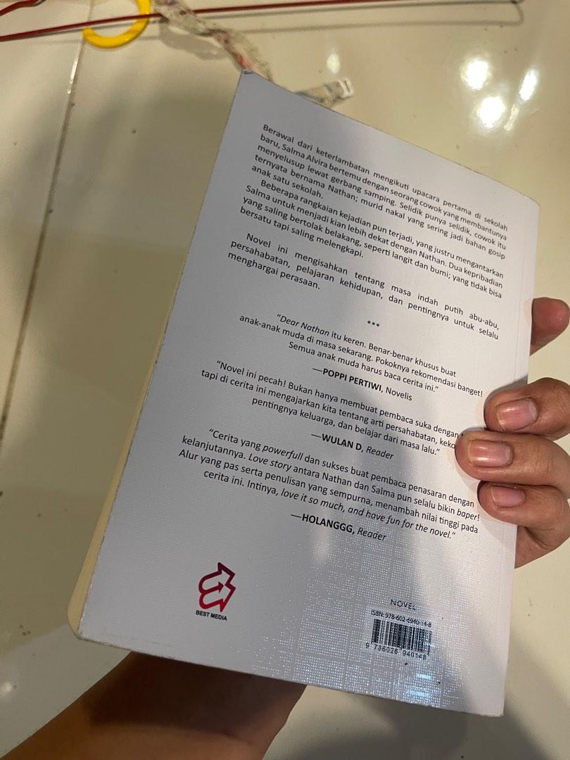 Buku Novel Dear Nathan Mulus, Buku & Alat Tulis, Buku di Carousell
