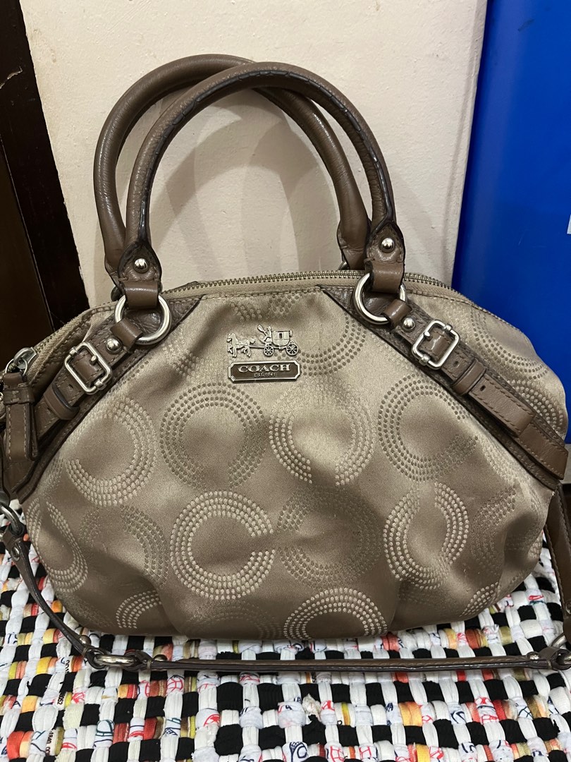 Coach madison 2 way bag, Women's Fashion, Bags & Wallets, Shoulder Bags ...