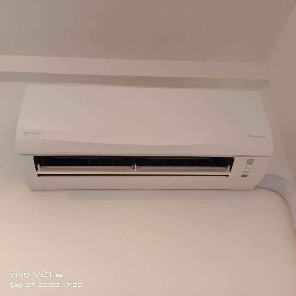 DAIKIN, BRAND SPLIT TYPE AIRCON INVERTER FREE INSTALLATION, TV & Home ...