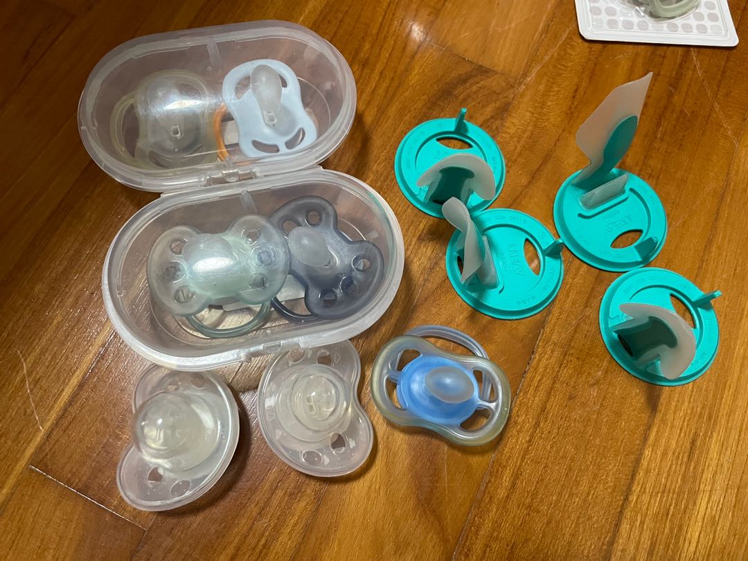 Free avent anti-colic valve and pacifiers, Babies & Kids, Nursing ...