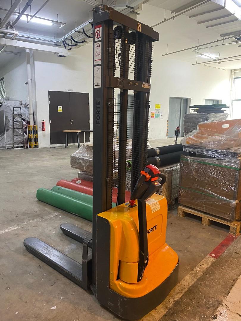 Full Electric FORTE Pallet Stacker 1.5t (lithium) - LIkE NEW ...