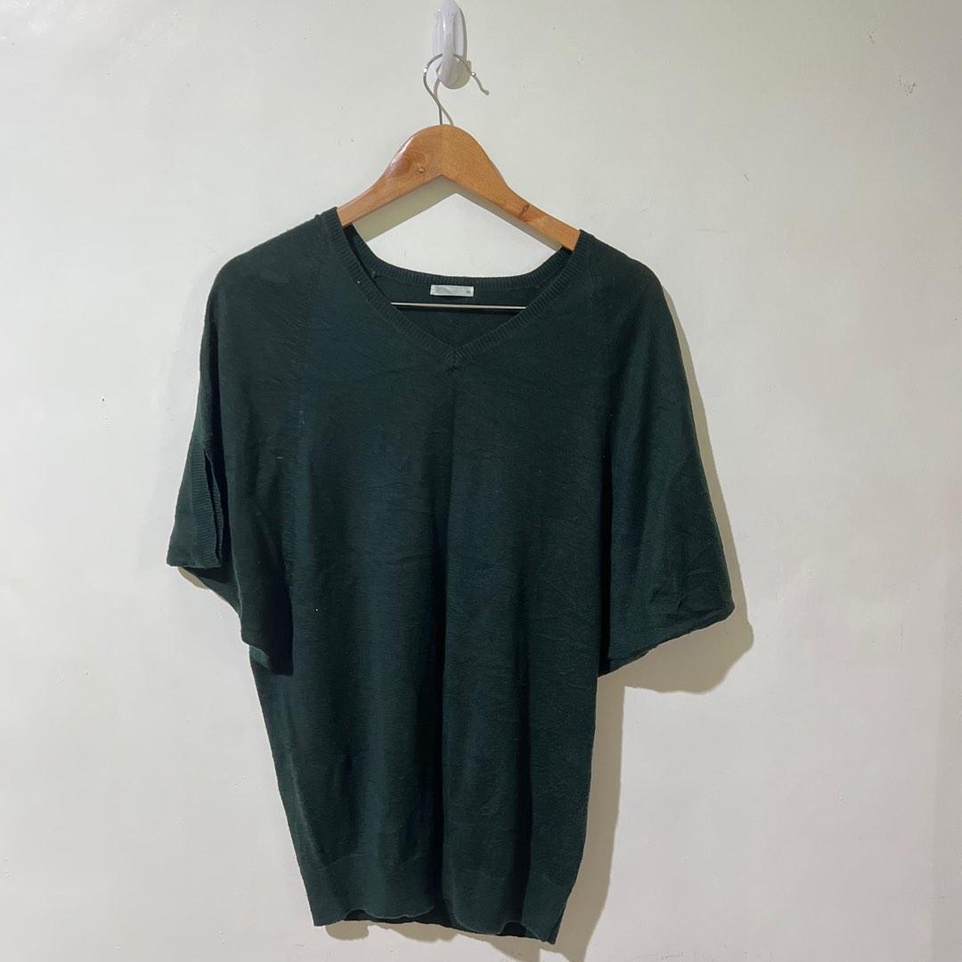 GU x UNIQLO Emerald Green Knitted Blouse, Women's Fashion, Tops ...