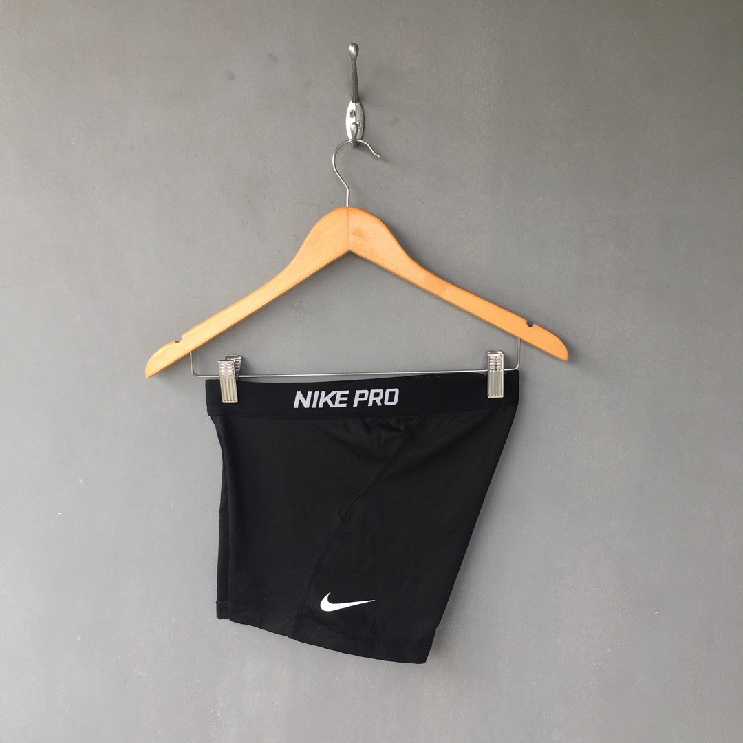 Nike Pro compression tights, Women's Fashion, Activewear on Carousell
