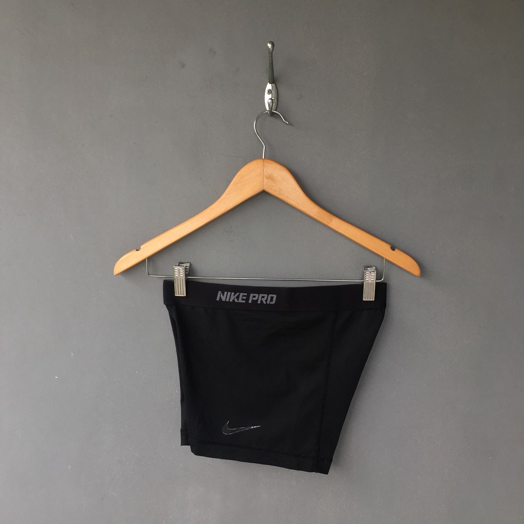 Nike Pro compression tights, Women's Fashion, Activewear on Carousell