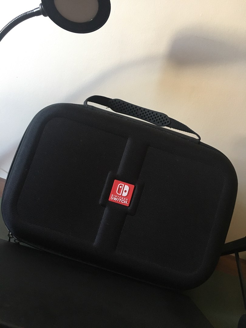 Nintendo Switch Travel bag - Hard case, Video Gaming, Gaming ...