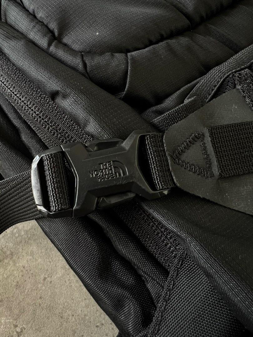 North Face Recon, Men's Fashion, Bags, Backpacks on Carousell