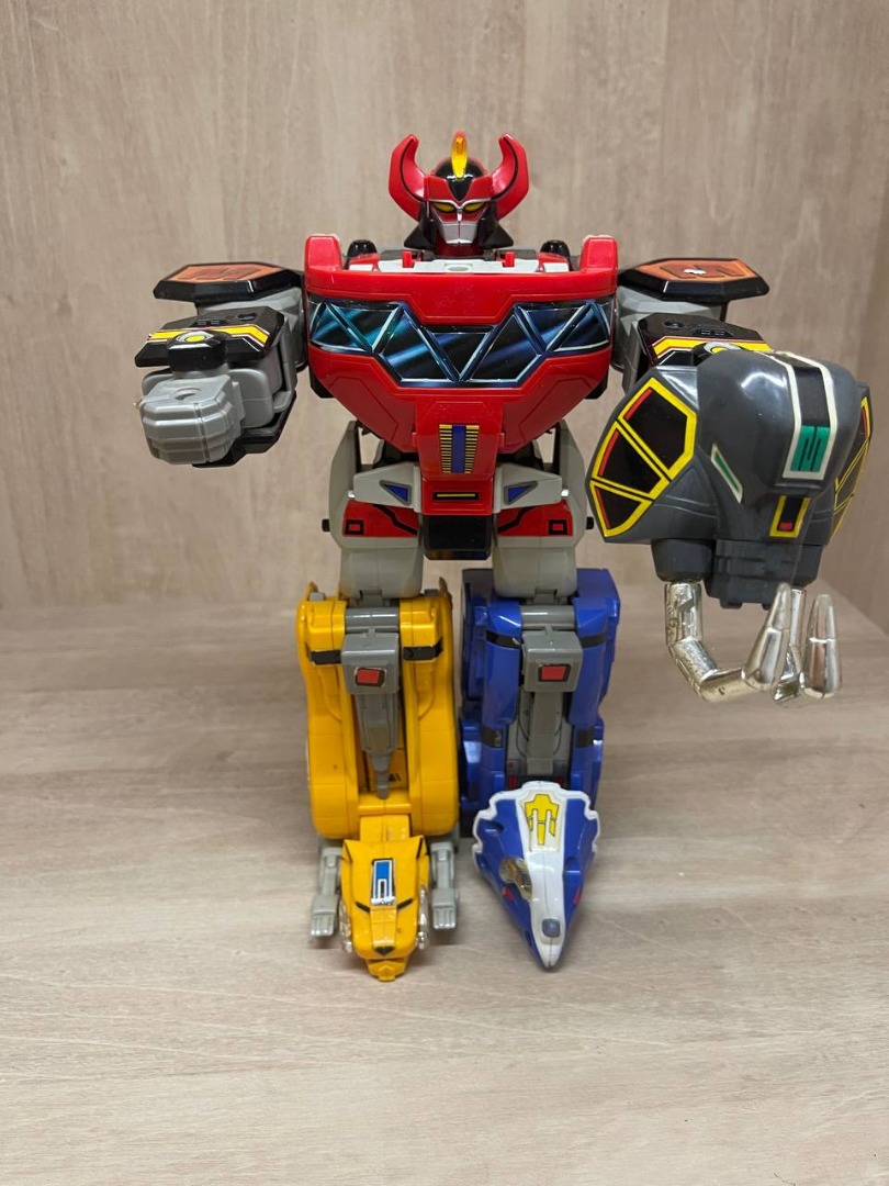 Original Power ranger megazord, Hobbies & Toys, Toys & Games on Carousell