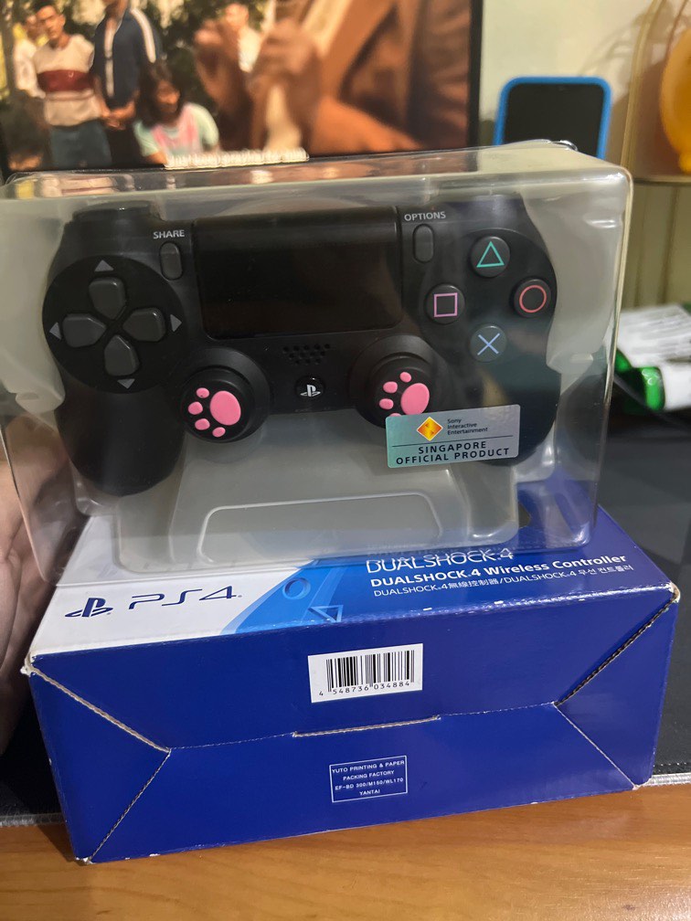 PS4 DualShock 4 Wireless controller, Video Gaming, Gaming Accessories, Controllers on Carousell