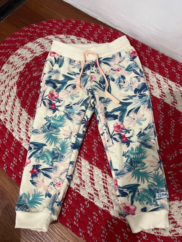 ROBBY RABBIT JOGGER, Babies & Kids, Babies & Kids Fashion on Carousell