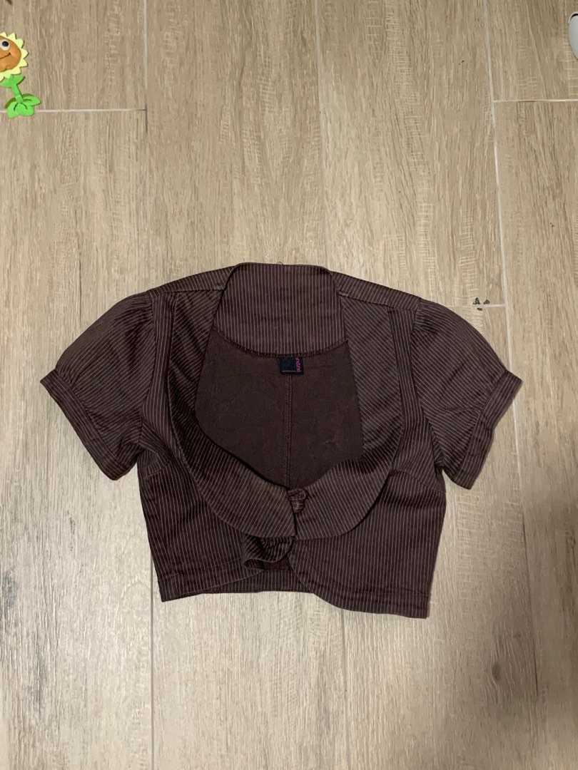 thrifted top, Women's Fashion, Tops, Blouses on Carousell