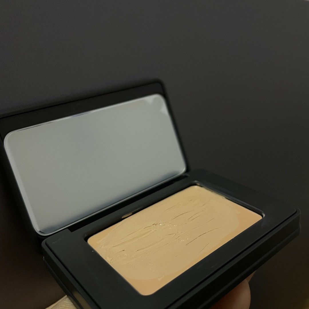 UNNY Foundation, Beauty & Personal Care, Face, Makeup on Carousell