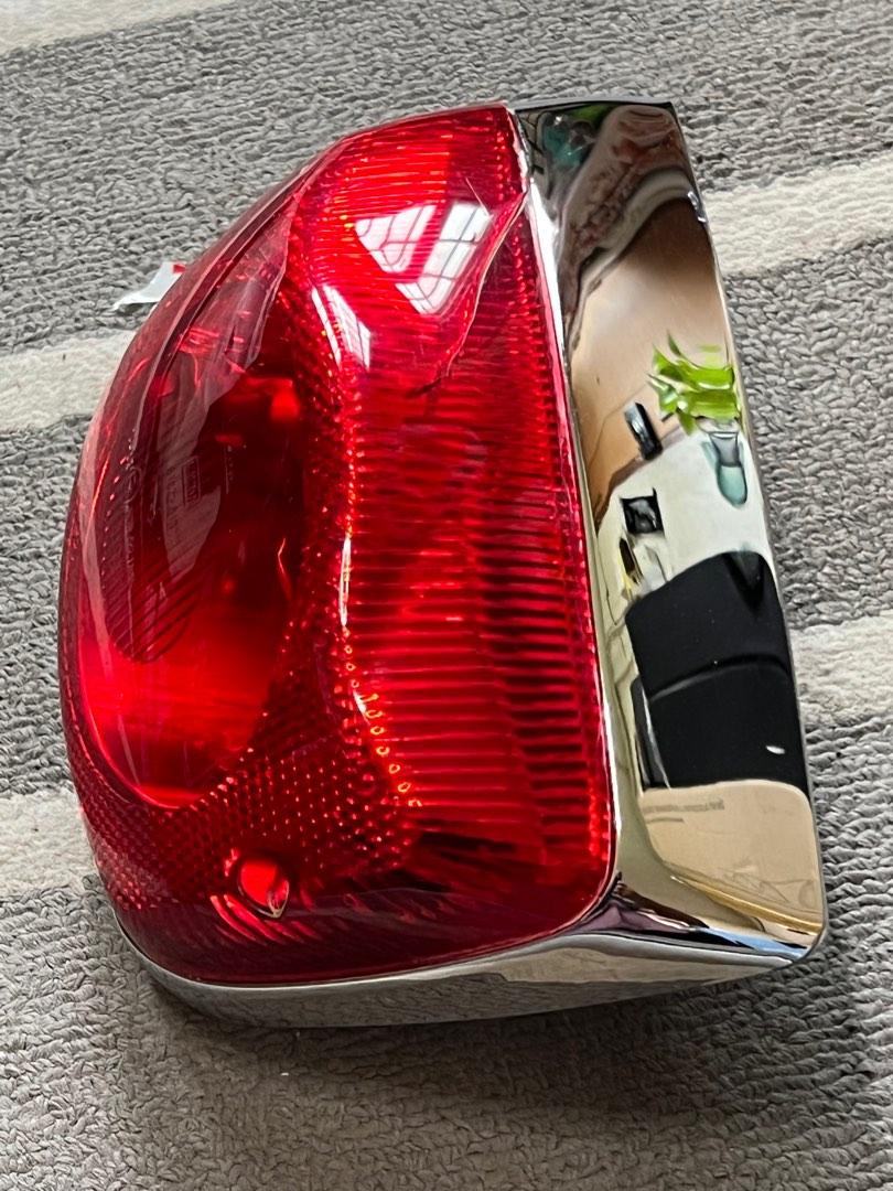 Vespa LX 150 back light original, Motorcycles, Motorcycle Accessories ...