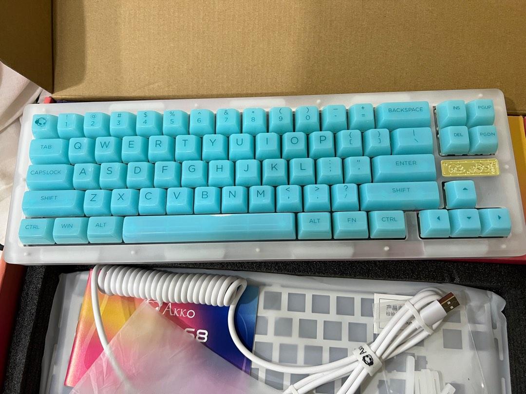 Akko ACR Pro 68 with blue transparent keycaps + Akko crystal switches ...