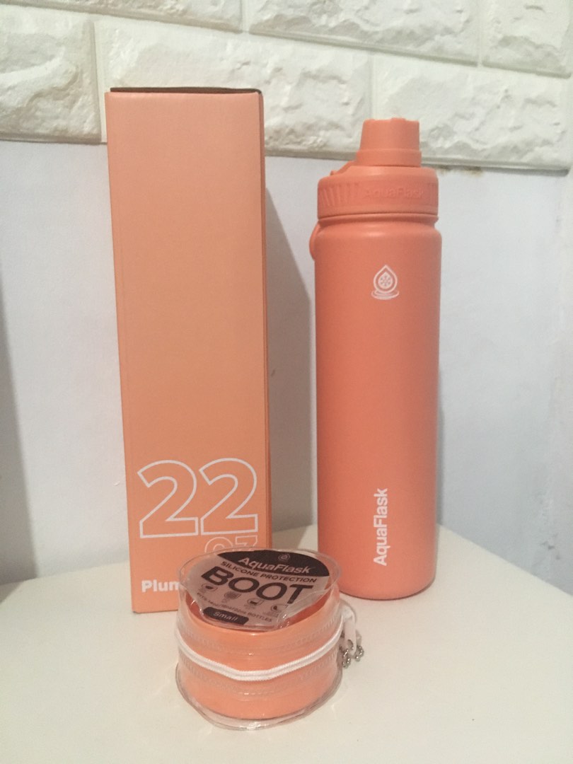 Aquaflask 22oz Plumpy Peach, Furniture & Home Living, Kitchenware ...