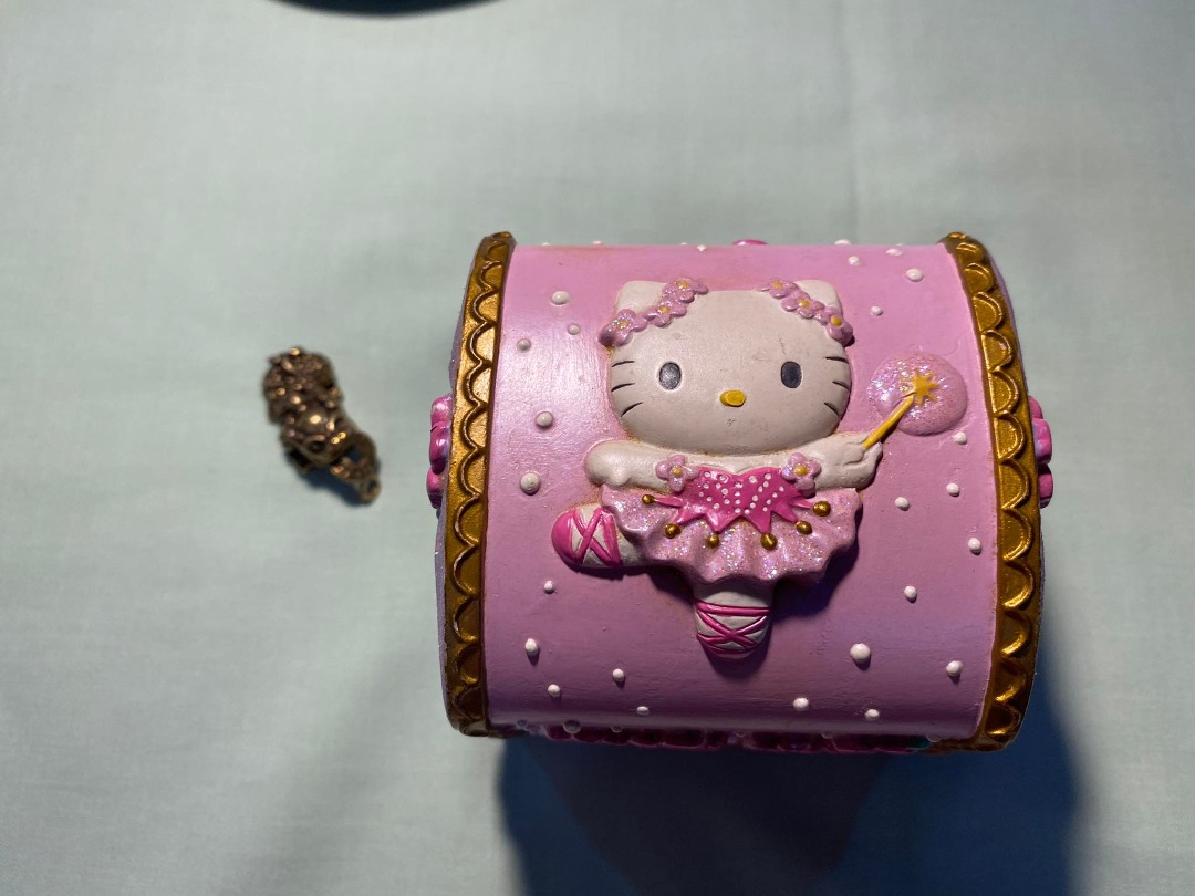 Authentic Vintage Ballerina Hello Kitty Trinket Chest, Women's Fashion ...