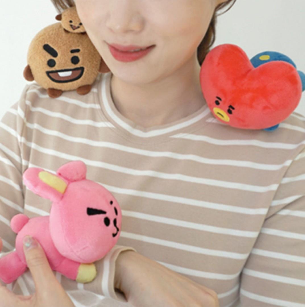 BT21 Tata Magnet Lying Doll Set, Hobbies & Toys, Memorabilia ...