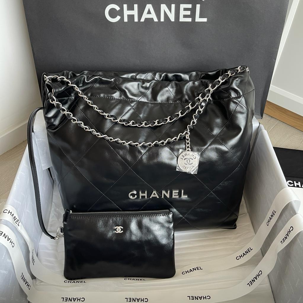 Chanel 22 Bag Tote Bag Medium in Black Silver Wordings (10/2022 Receipt ...