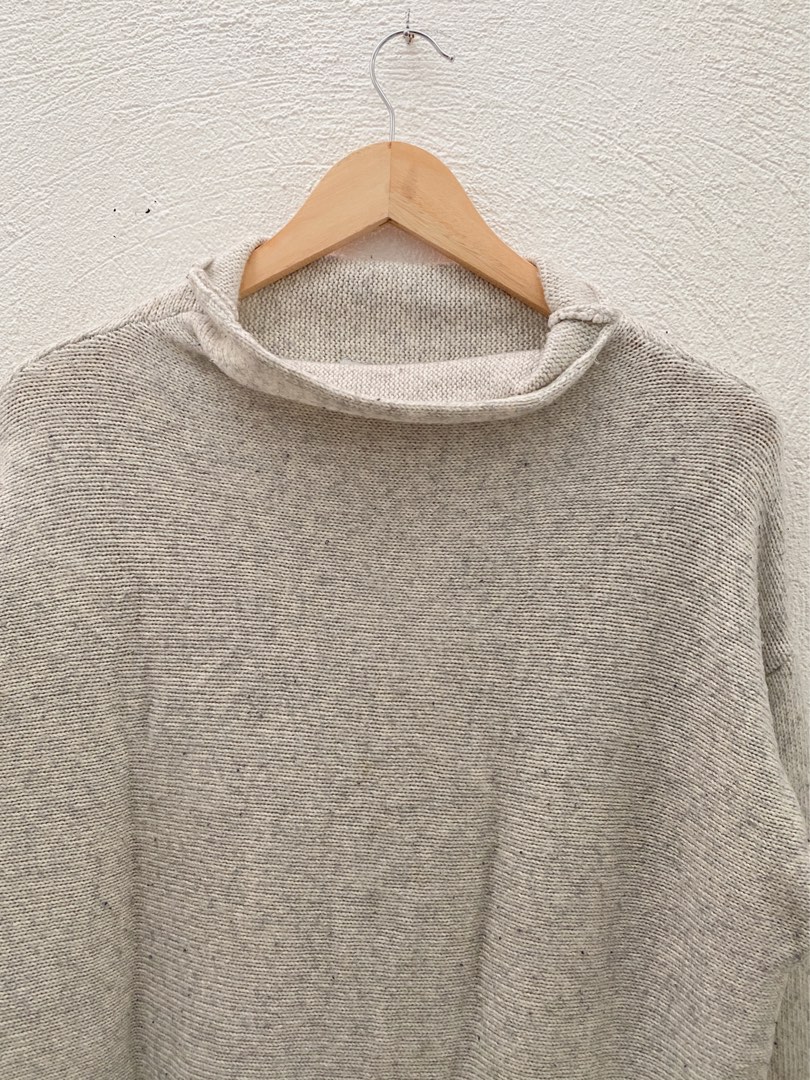 Code: 013, Women's Fashion, Tops, Others Tops on Carousell