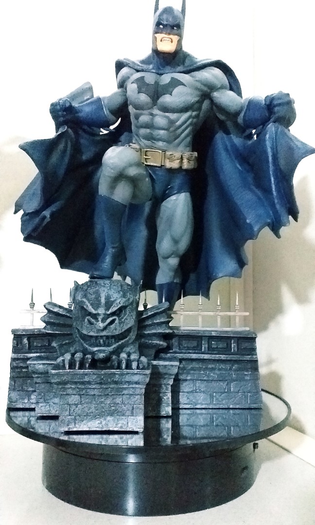 Diamond select Batman set, Hobbies & Toys, Toys & Games on Carousell