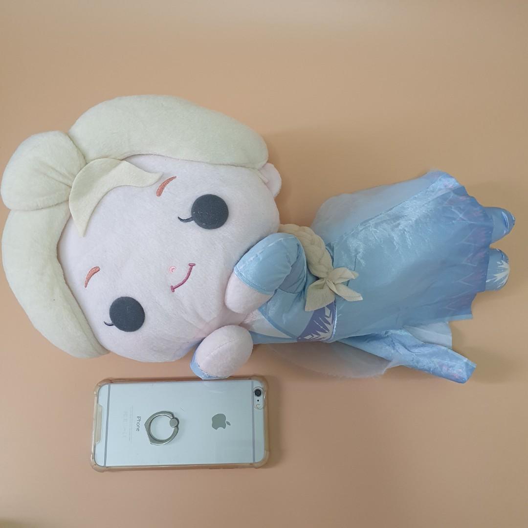Disney Frozen Elsa Plushie, Hobbies & Toys, Toys & Games on Carousell