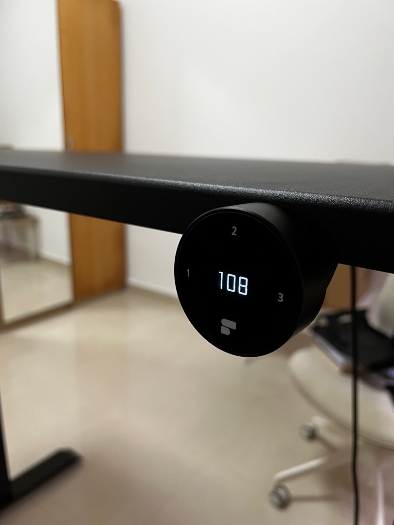 EverDesk+ Max Office Desk, Furniture & Home Living, Furniture, Tables ...