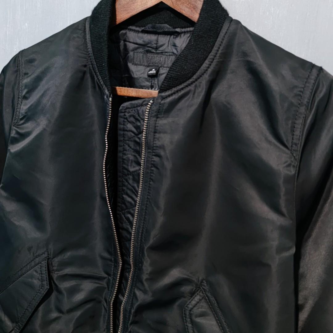 XL UNIQLO WOMEN MA-1 BOMBER JACKET, Women's Fashion, Coats, Jackets and Outerwear on Carousell