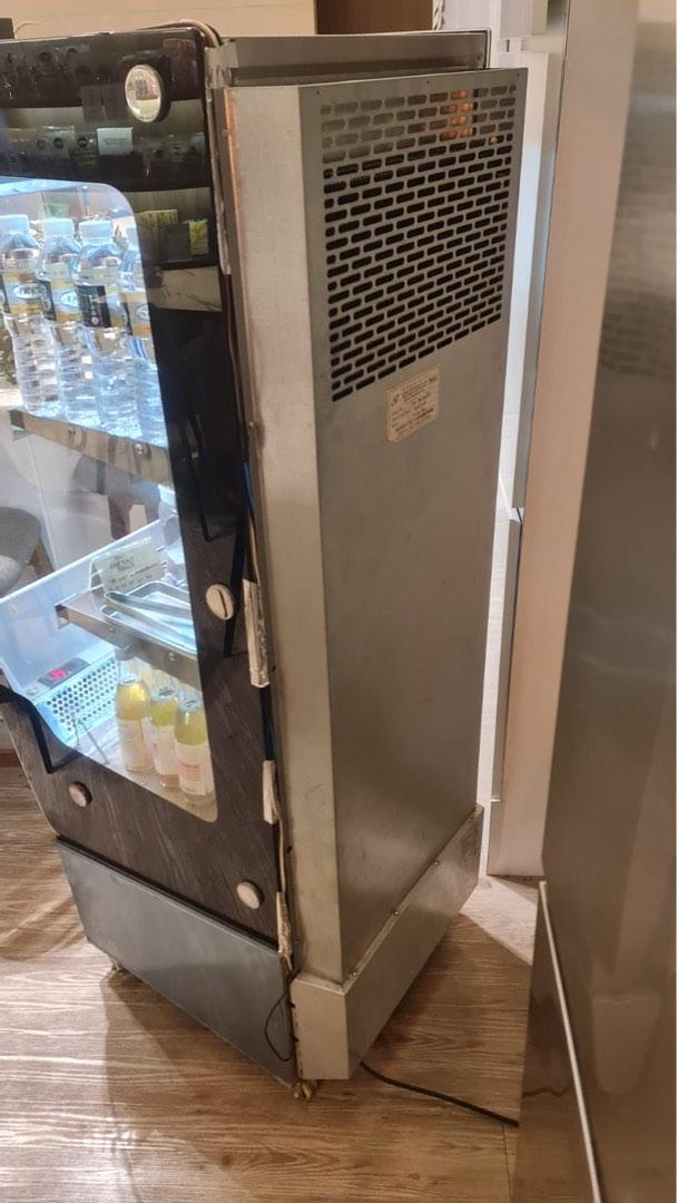 Frisco open display drinks chiller, TV & Home Appliances, Kitchen ...