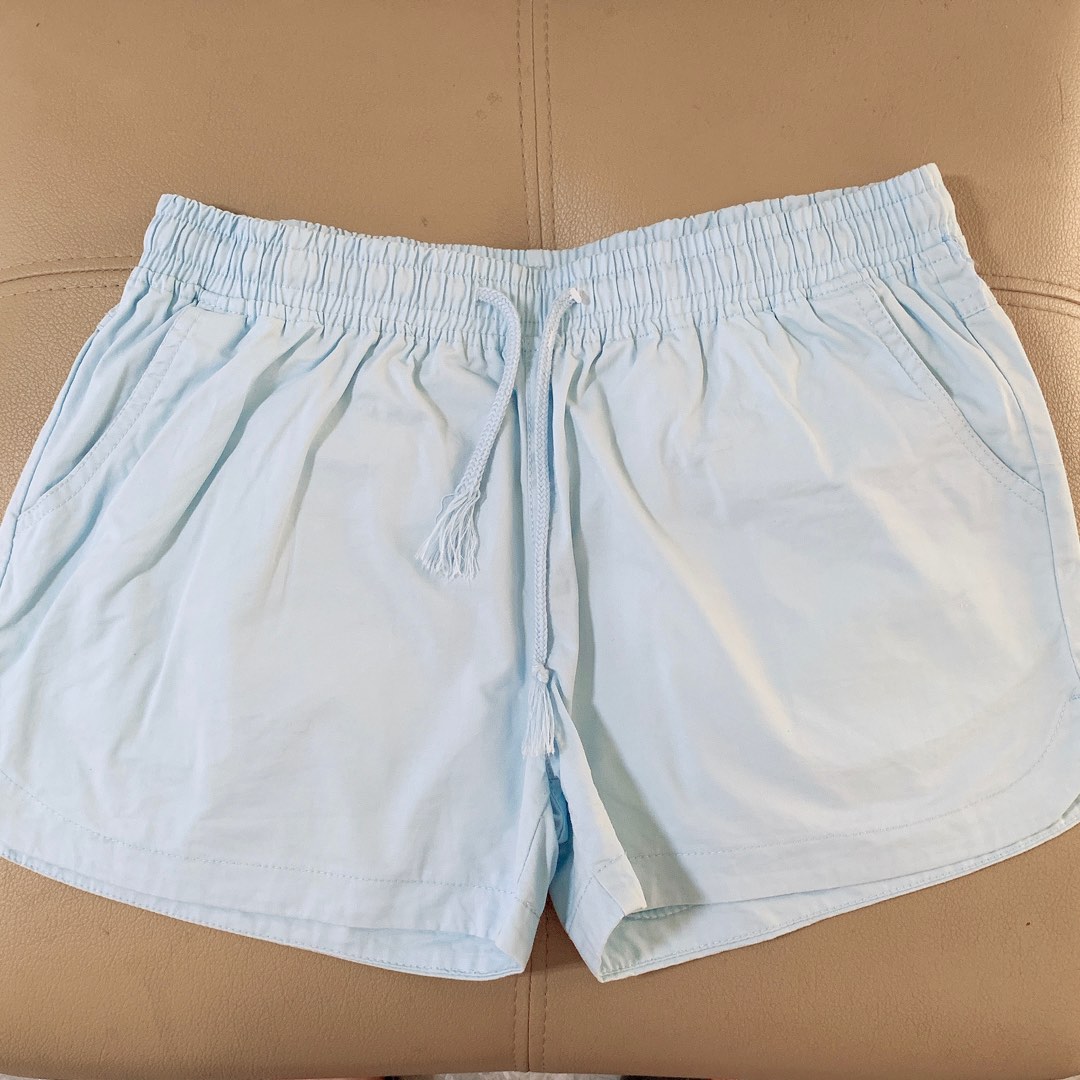 Garterize Booty Shorts, Women's Fashion, Bottoms, Shorts on Carousell