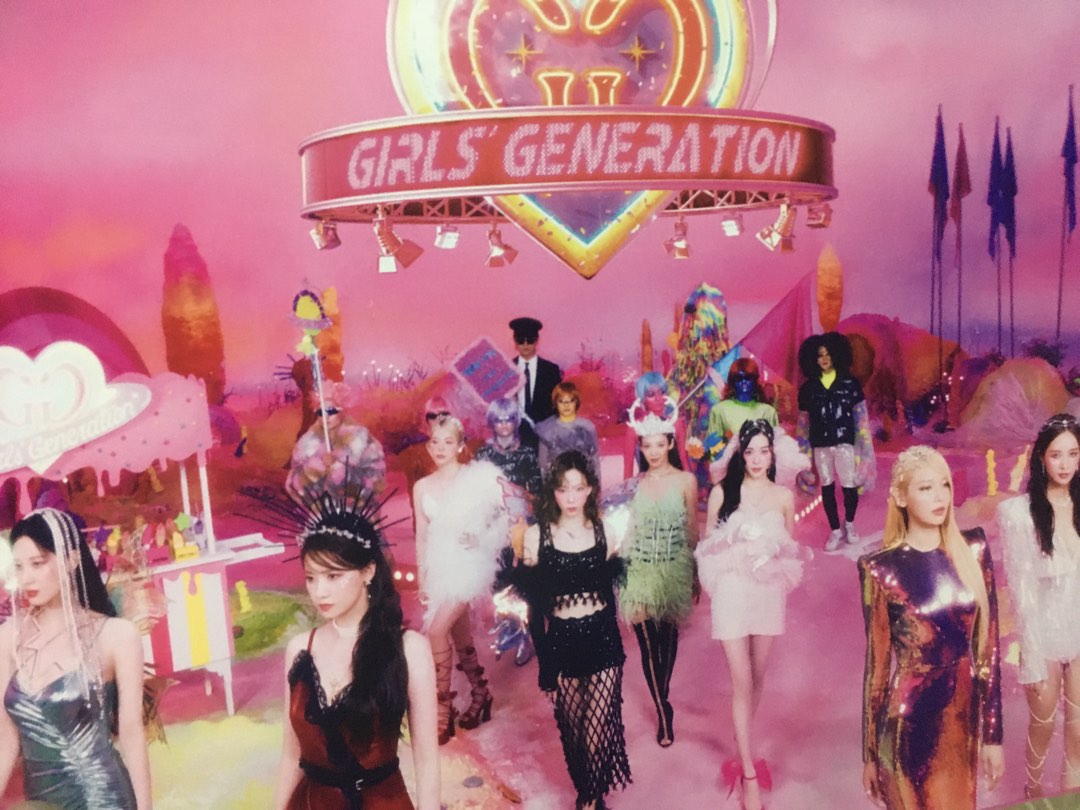 Girls' Generation SNSD Poster Forever 1 Standard Edition, Hobbies ...