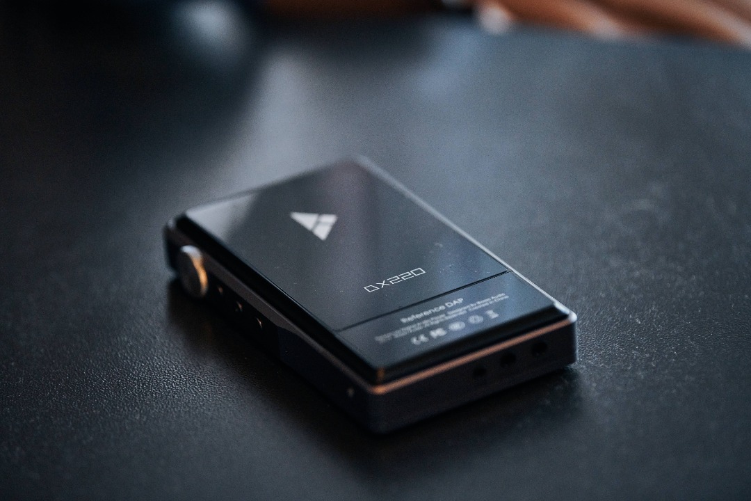 iBasso DX220 + AMP1 mk2 + AMP8, 音響器材, 音樂播放裝置 MP3及CD Player - Carousell