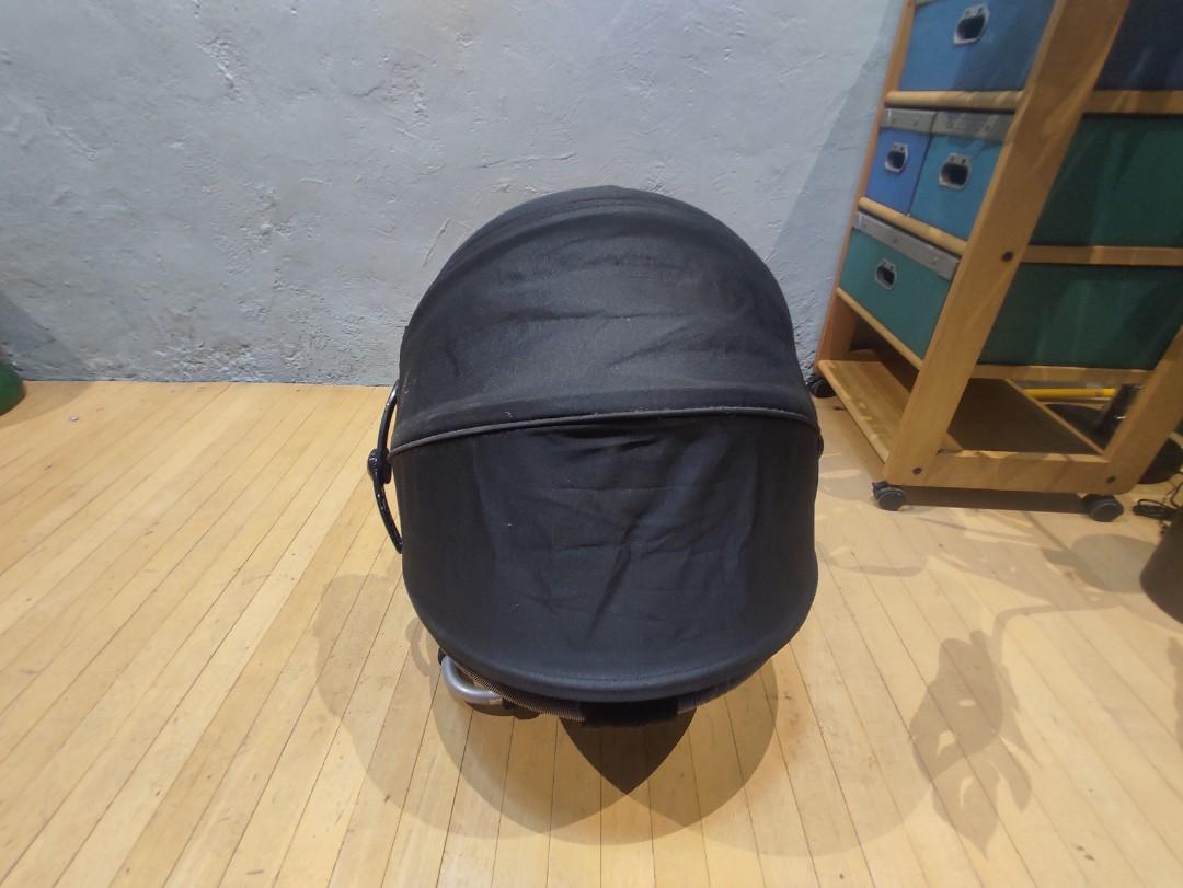 Japan surplus baby swing, Babies & Kids, Going Out, Carriers & Slings ...