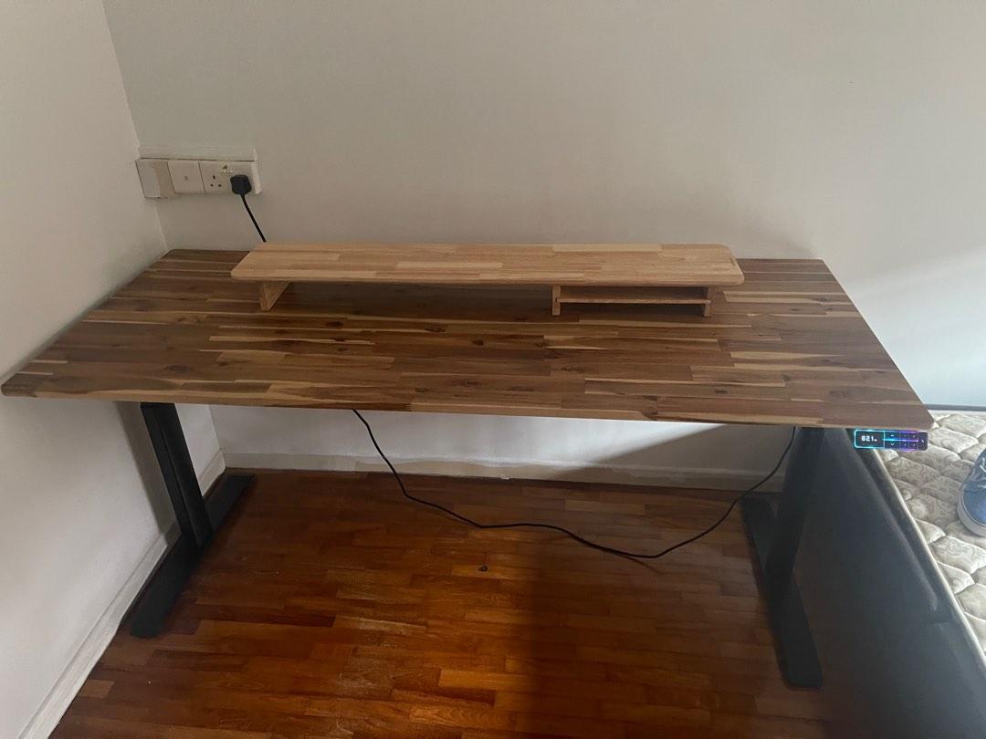 Omnidesk Wildwood Ascent XL, Furniture & Home Living, Furniture, Tables ...