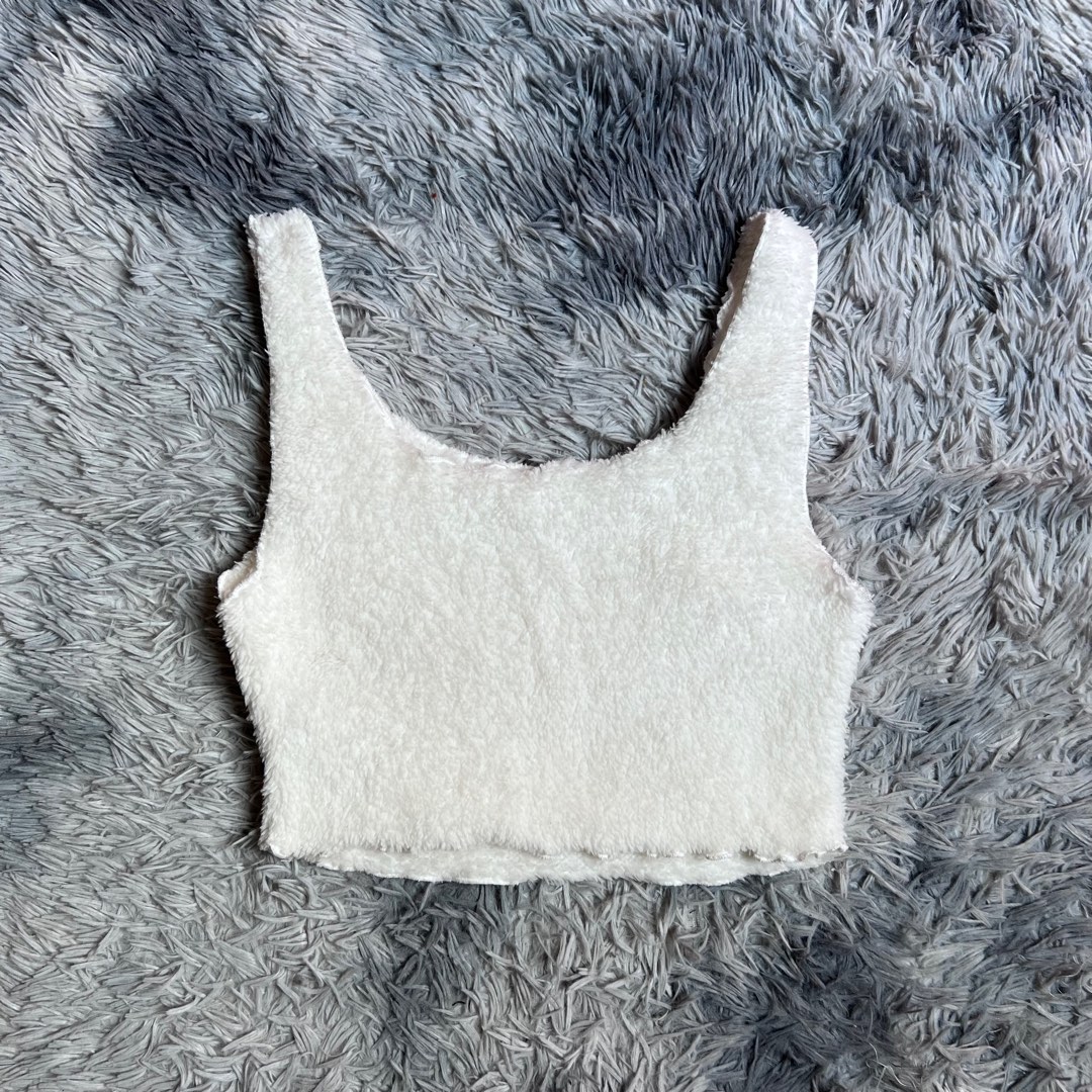 Original Shein Fluffy Top, Women's Fashion, Tops, Sleeveless on Carousell