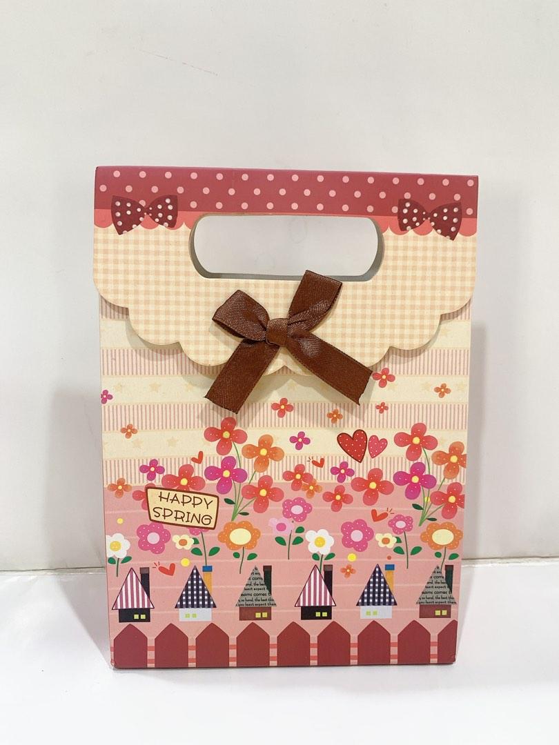 Paper bag bunga happy spring flower, Desain & Kerajinan Tangan, Lainnya ...