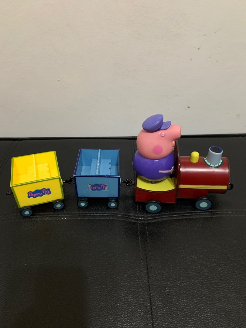 Peppa pig train, Hobbies & Toys, Toys & Games on Carousell