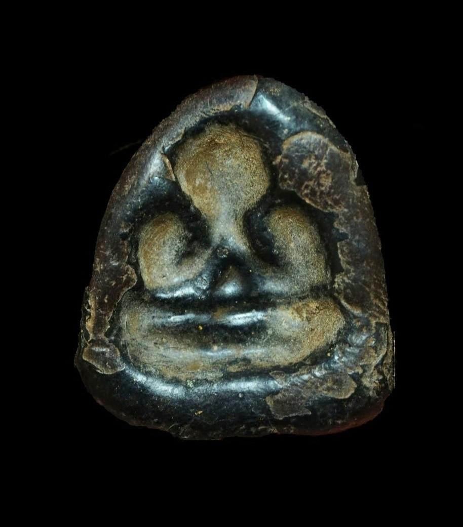 Phra Pidta, Lp Kaew., Hobbies & Toys, Memorabilia & Collectibles ...