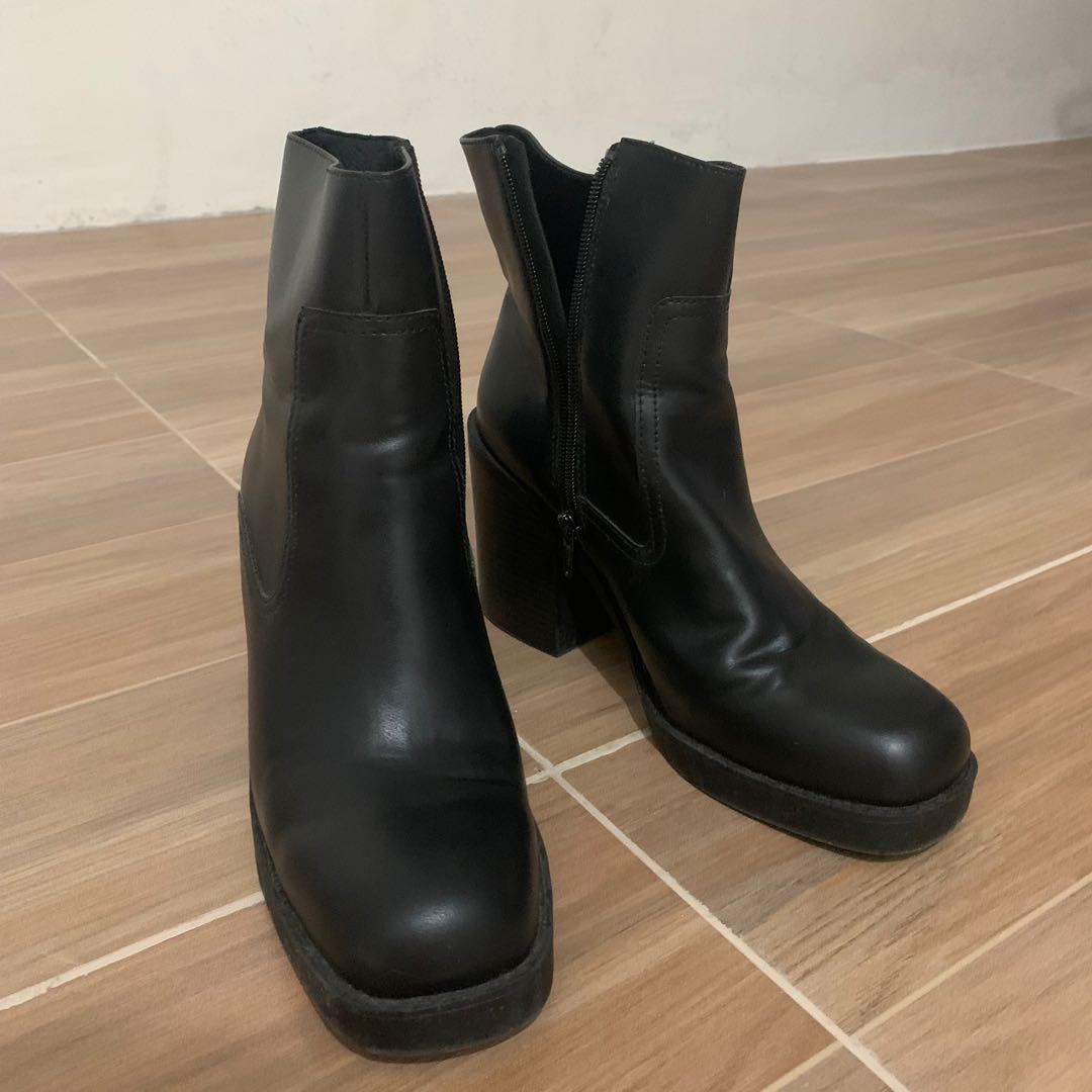 Preloved H&M Devided semi-boots, Women's Fashion, Footwear, Boots on ...