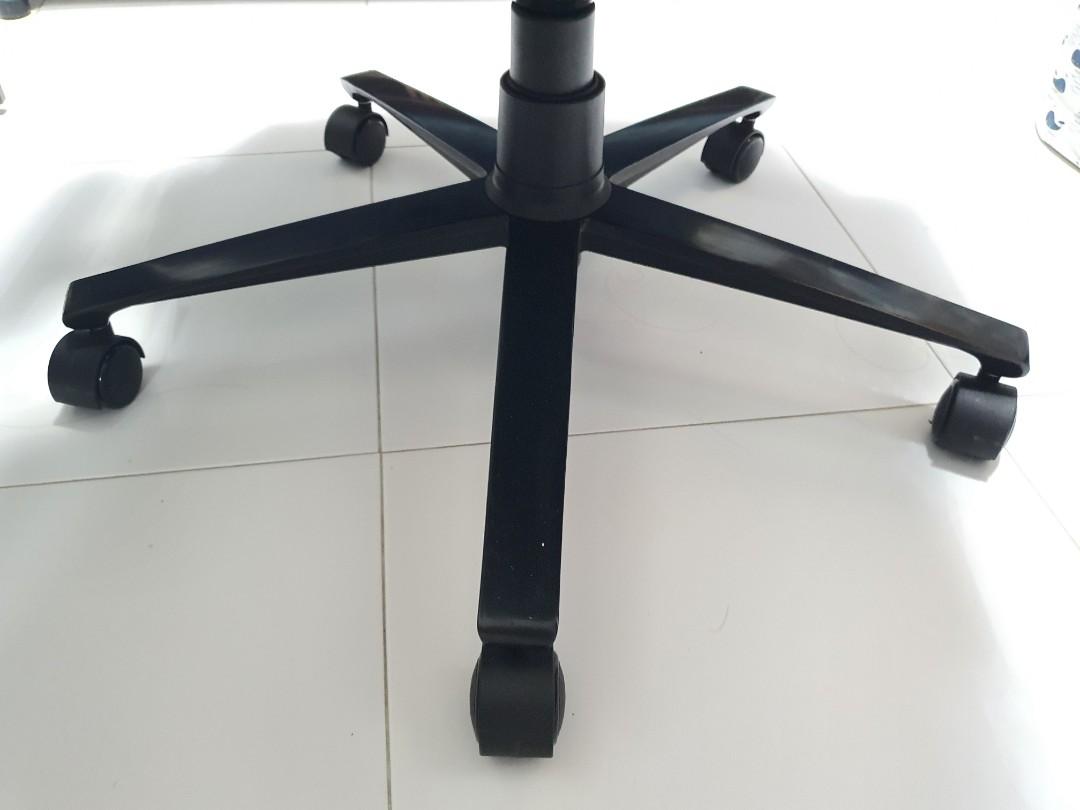 Secret Lab Omega 2018 Stealth computer chair, Furniture & Home Living ...