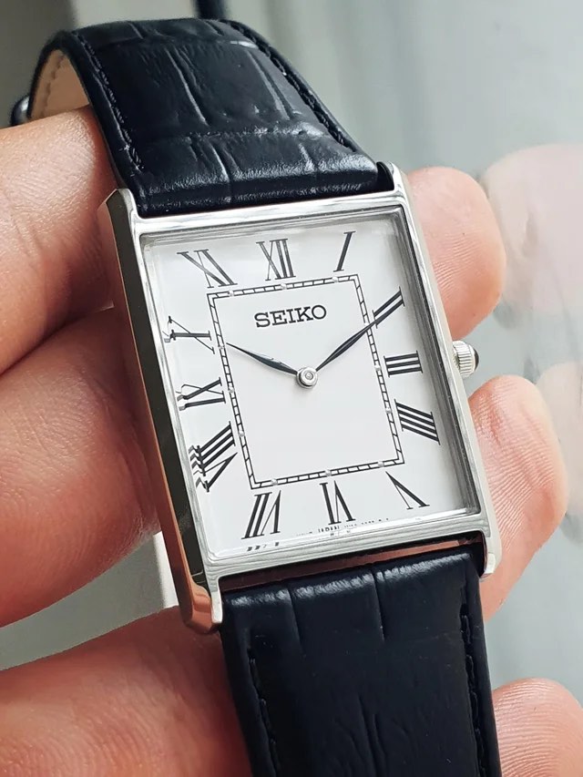 Seiko tank SWR049, Luxury, Watches on Carousell