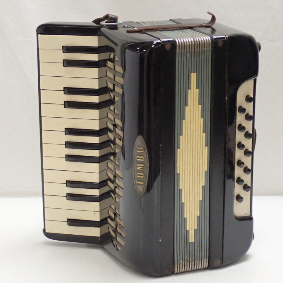TOMBO dragonfly Accordian jenis piano hitam 25 kekunci dengan sarung ...