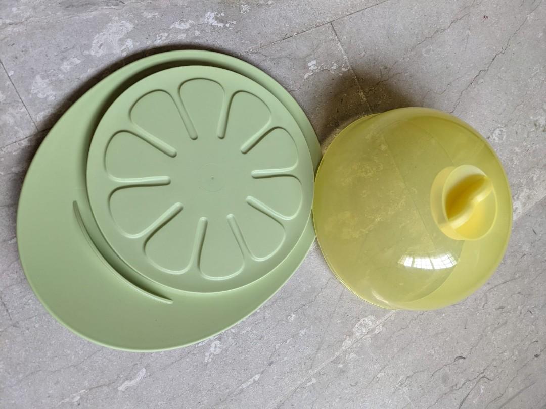 Tupperware Pastry and Cake Server, Furniture & Home Living, Kitchenware ...