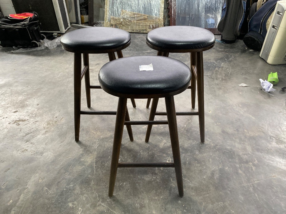 Wooden Bar Stools Black Colour / Bangku Bar Kayu Warna Hitam, Furniture ...