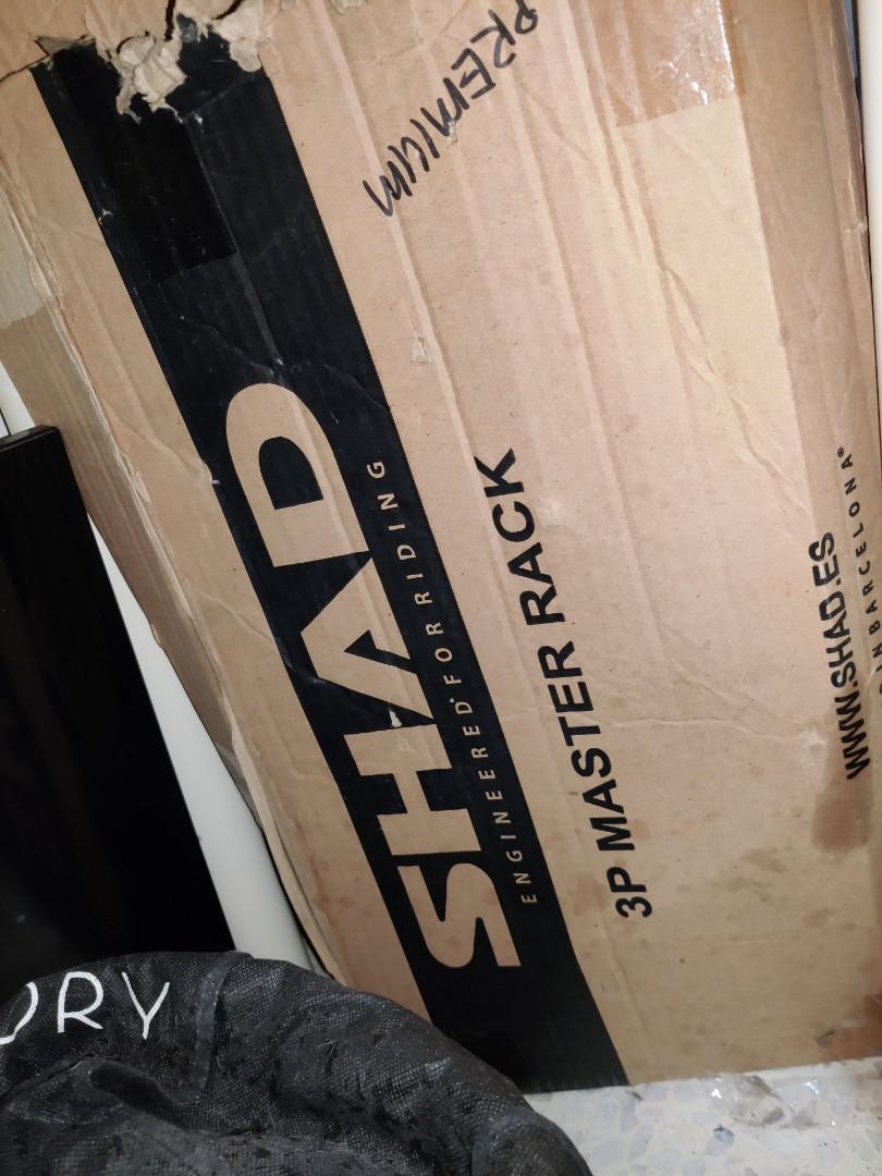 Xsr 155 top box and rack, Motorcycles, Motorcycle Accessories on Carousell