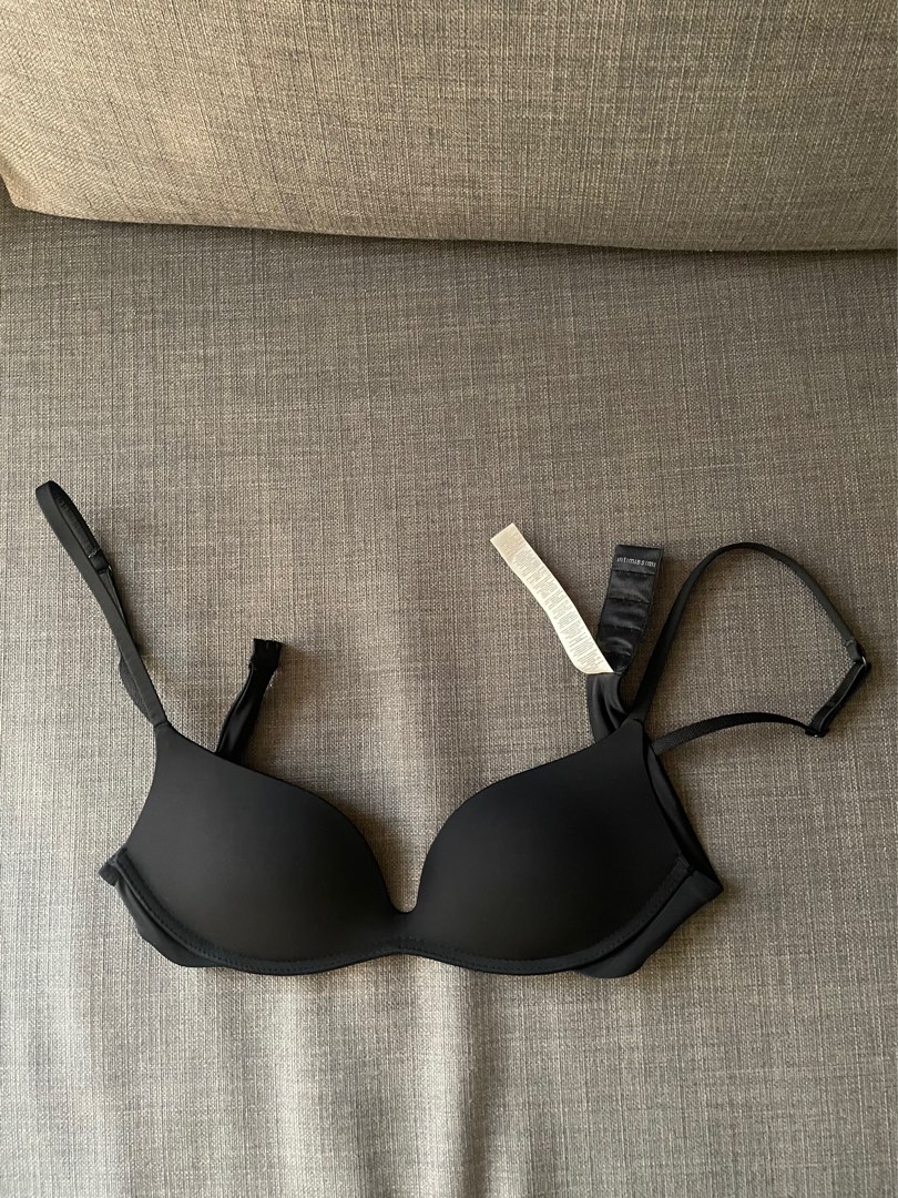 (32B) Intimissimi Gioia Push Up Bra, 女裝, 內衣和休閒服 - Carousell