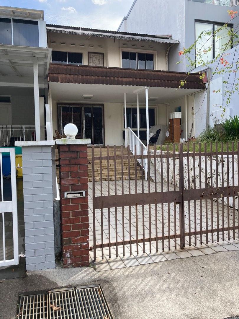 35 Jalan Intan Hillview Estate | Freehold Landed Selling At 3 Mil Plus ...