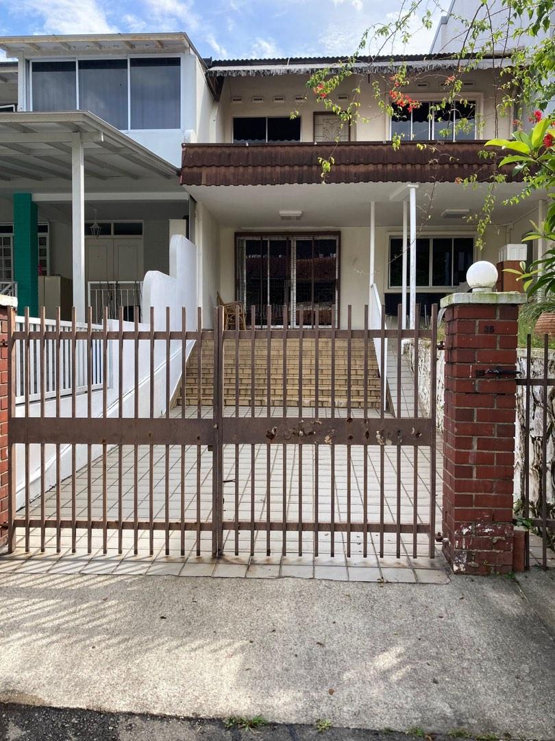 35 Jalan Intan Hillview Estate | Freehold Landed Selling At 3 Mil Plus ...