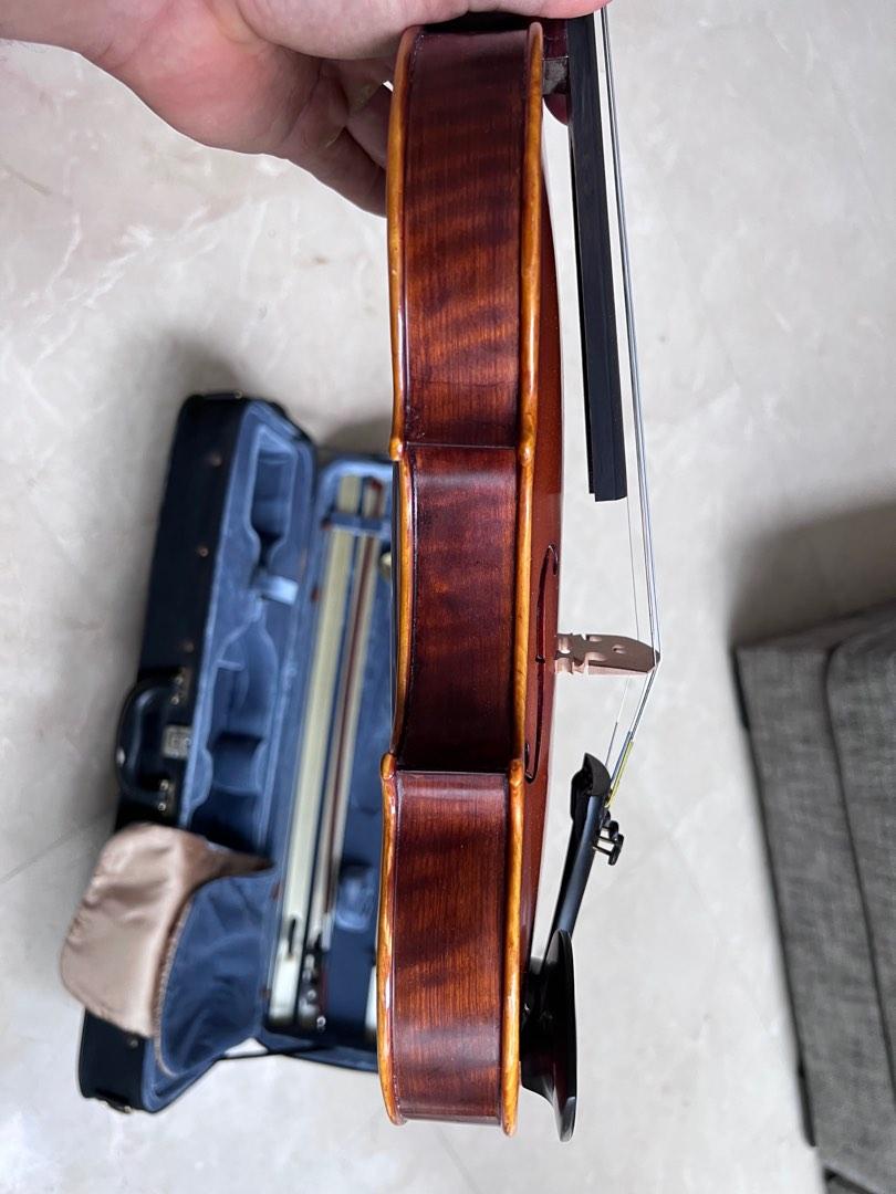 4/4 Bravo! Violin, used, Hobbies & Toys, Music & Media, Musical ...