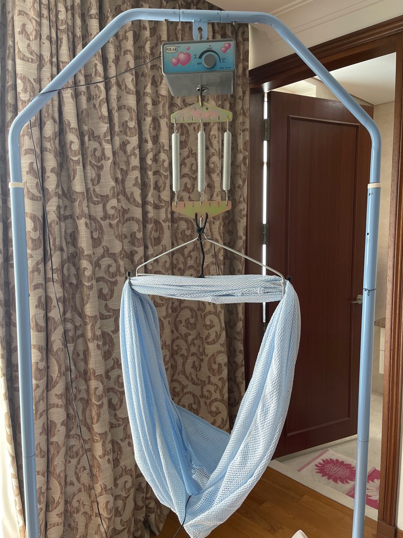 Electric Baby Cradle Yaolan Sarong and free extra pink cloth, Babies ...