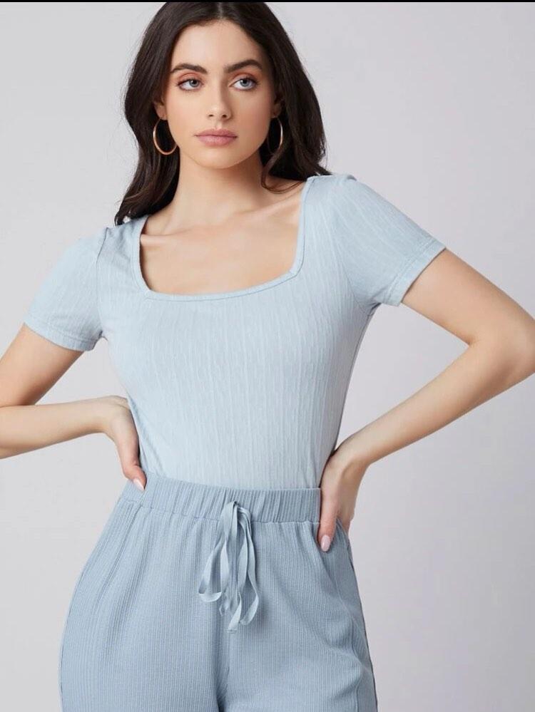 Basic Top Square Neck, Women's Fashion, Tops, Shirts on Carousell